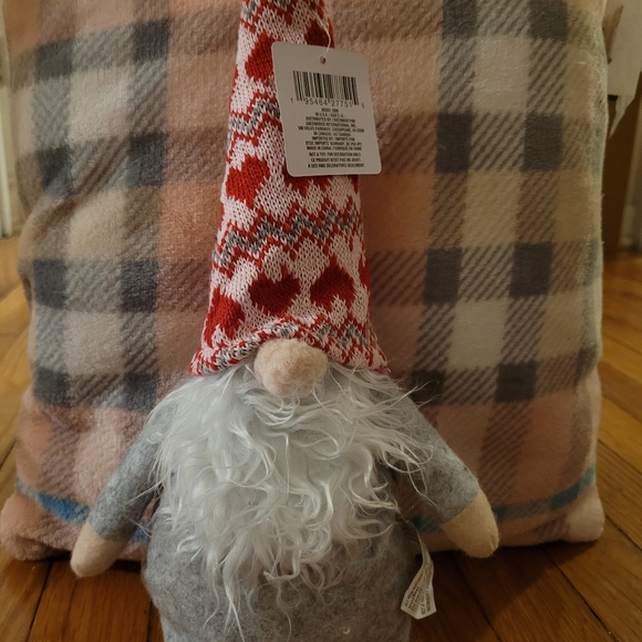 Source Unknown | Other | Set Of 3 Valentines Gnomes | Poshmark